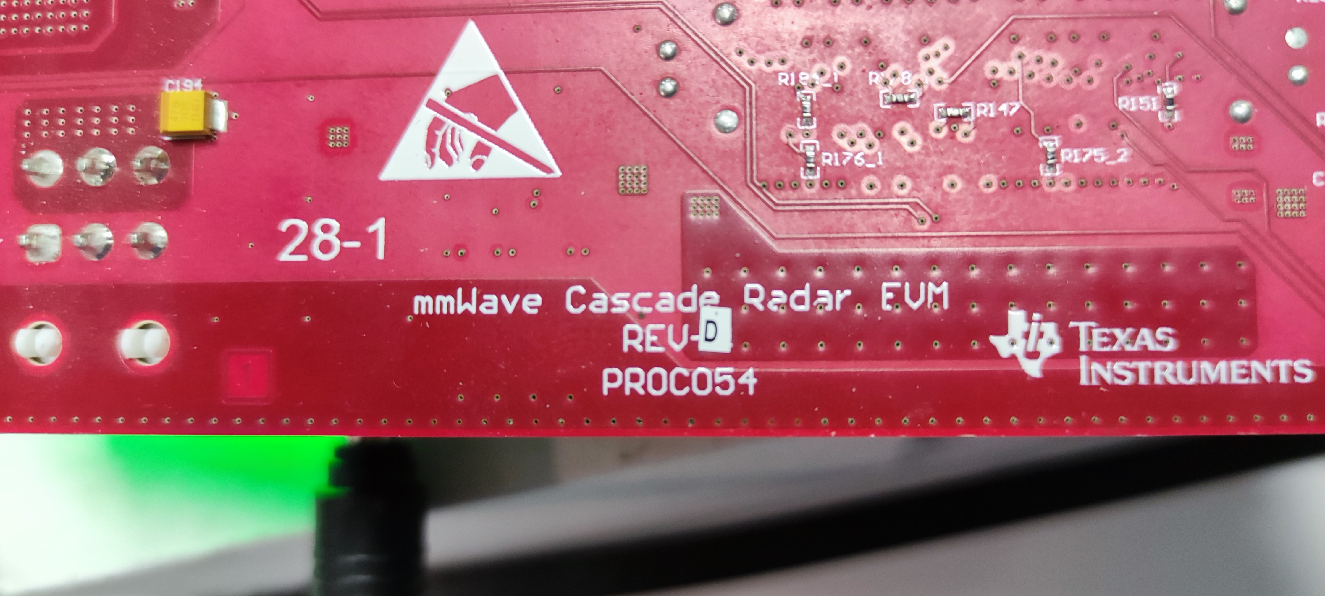 MMWCAS-DSP-EVM: After plugging in the power supply，the light on the board doesn't work, and it ...