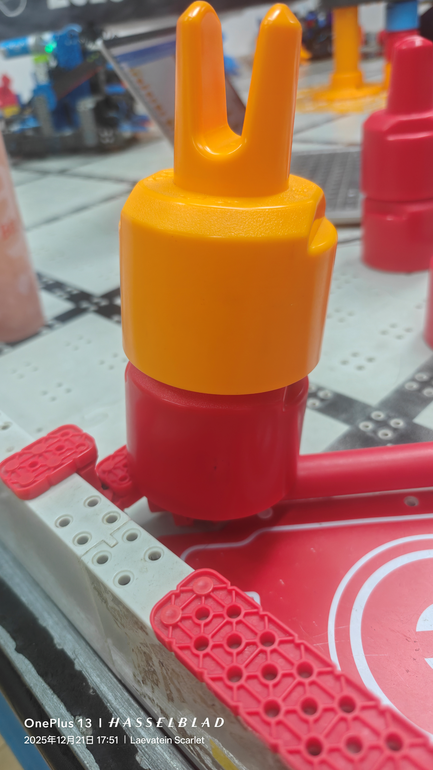 3005: A stack on the PVC pipe of Triangle Goal : Robot Events